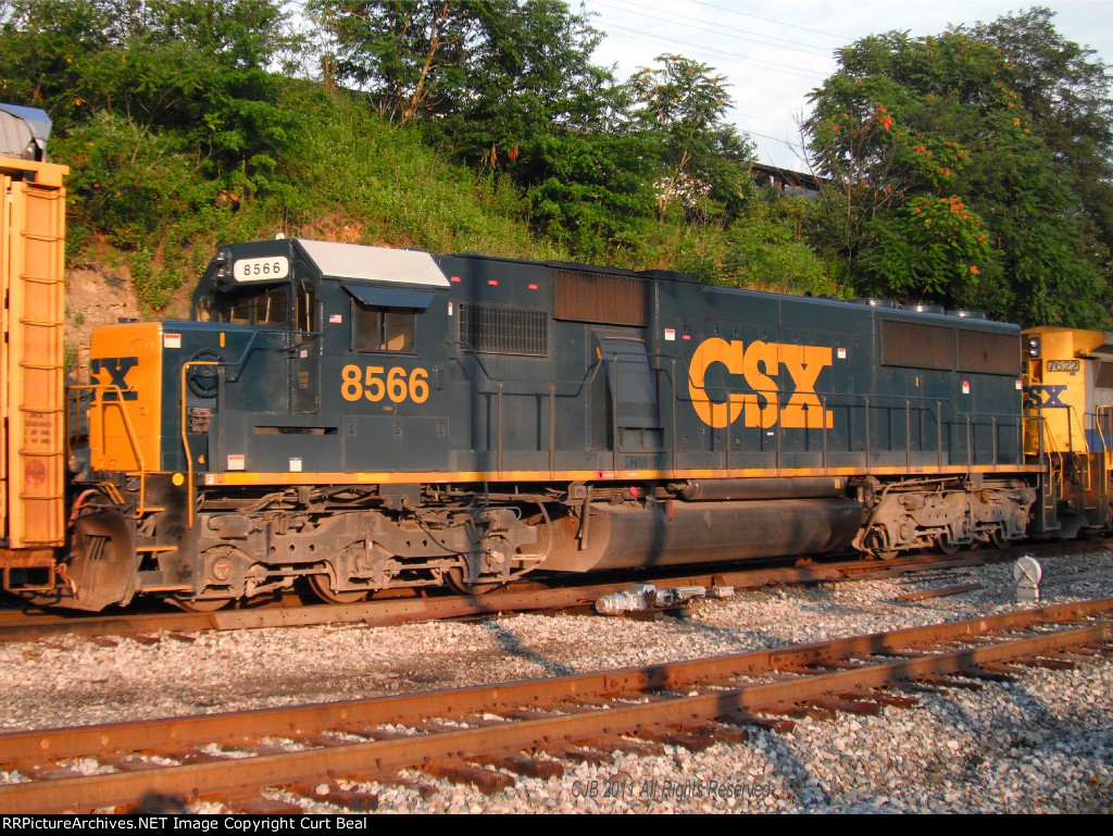 CSX 8566